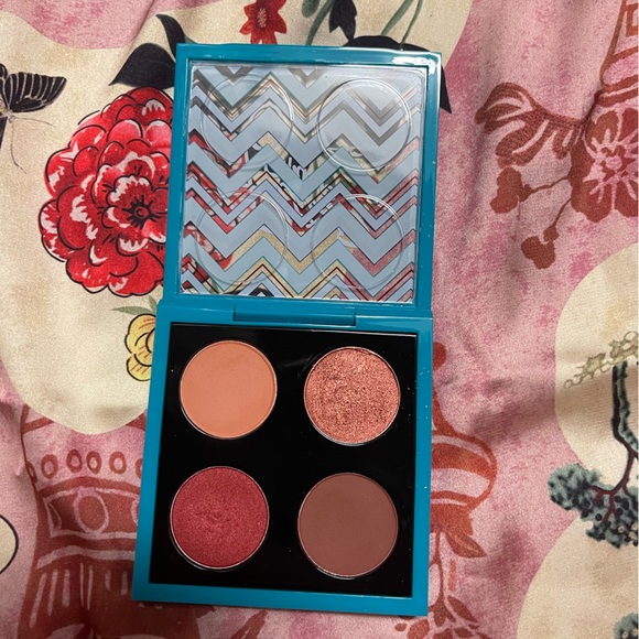MAC Cosmetics | Makeup | Mac X Patrick Star Limited Edition Eyeshadow ...